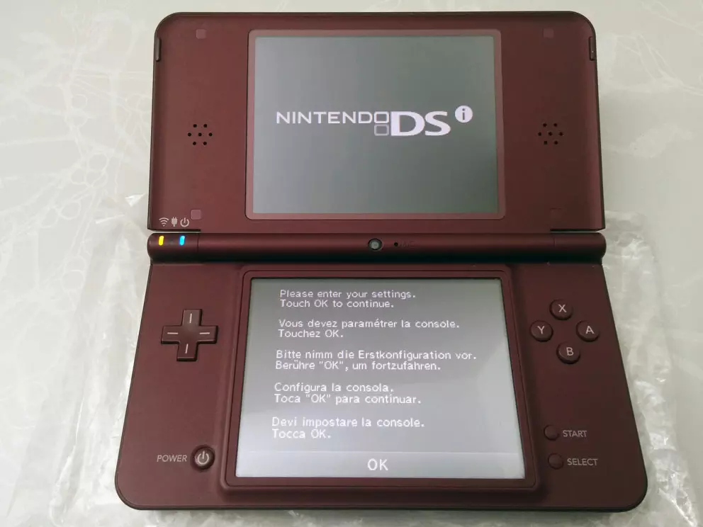 Console Nintendo DSi XL Bordeaux - DS - Acheter vendre sur Référence Gaming