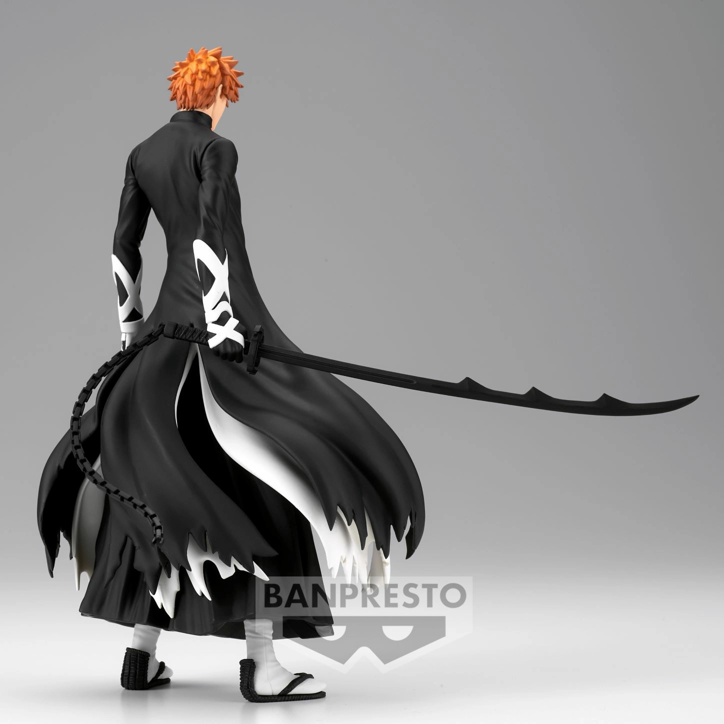 Bleach - ichigo kurosaki - figurine solid and souls 17cm