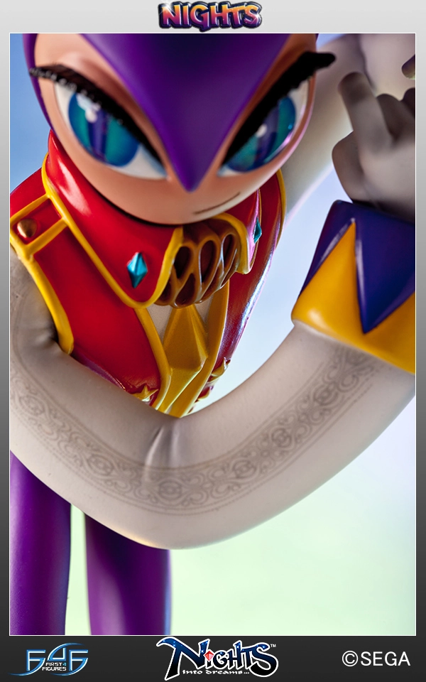 Statue Nights - 32cm