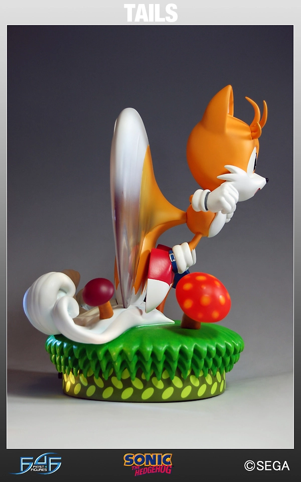 Statue Tails - 31cm
